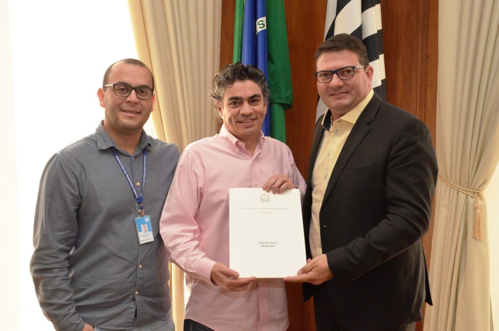 Francisco Morato recebe 14 milhões para recuperação de ruas e avenidas