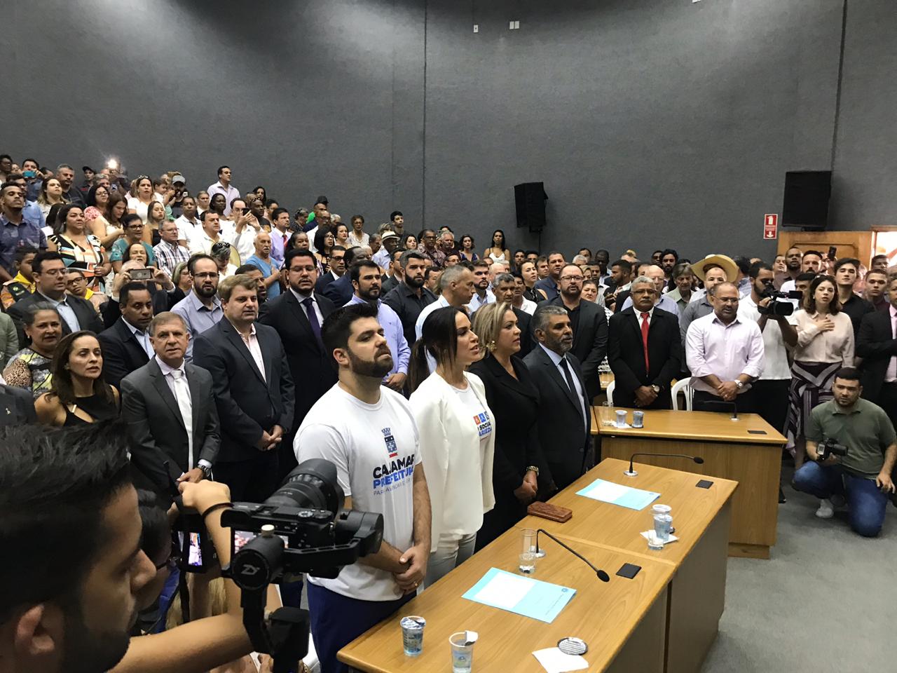 Posse do prefeito eleito de Cajamar Danilo Joan e vice-prefeito Moacyr ...